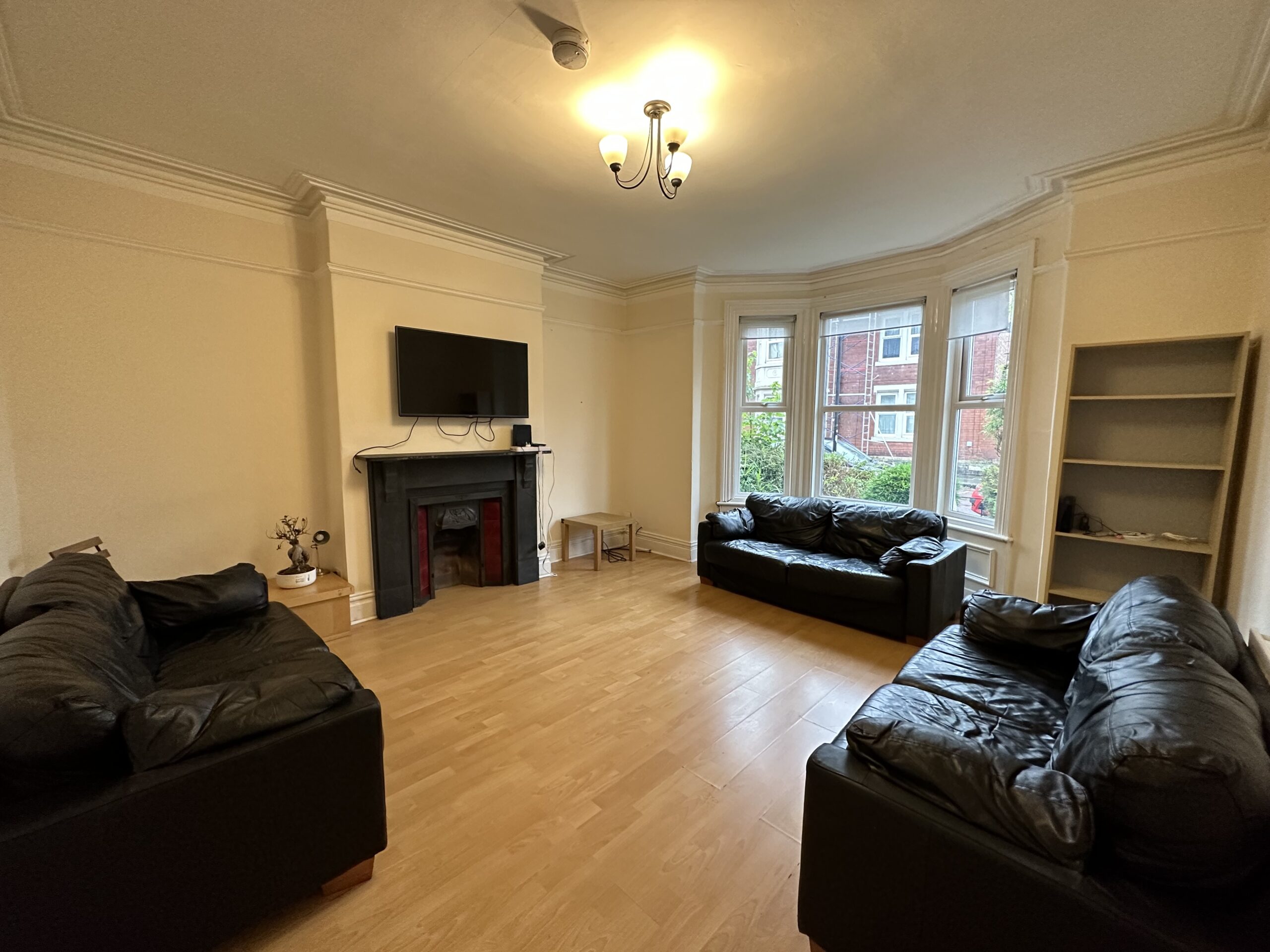 25 Queens Terrace - Park Lets